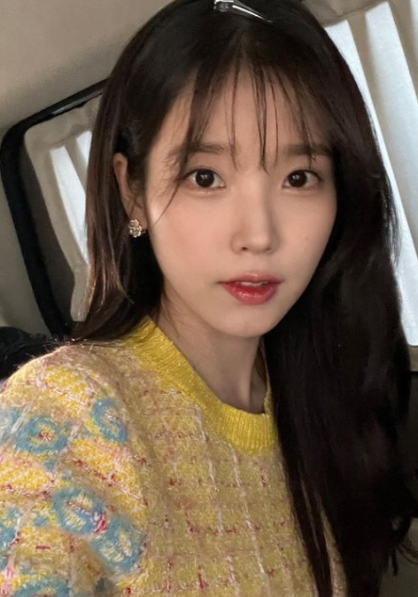 아이유 각막 손상에 볼살도 홀쭉 무슨 일